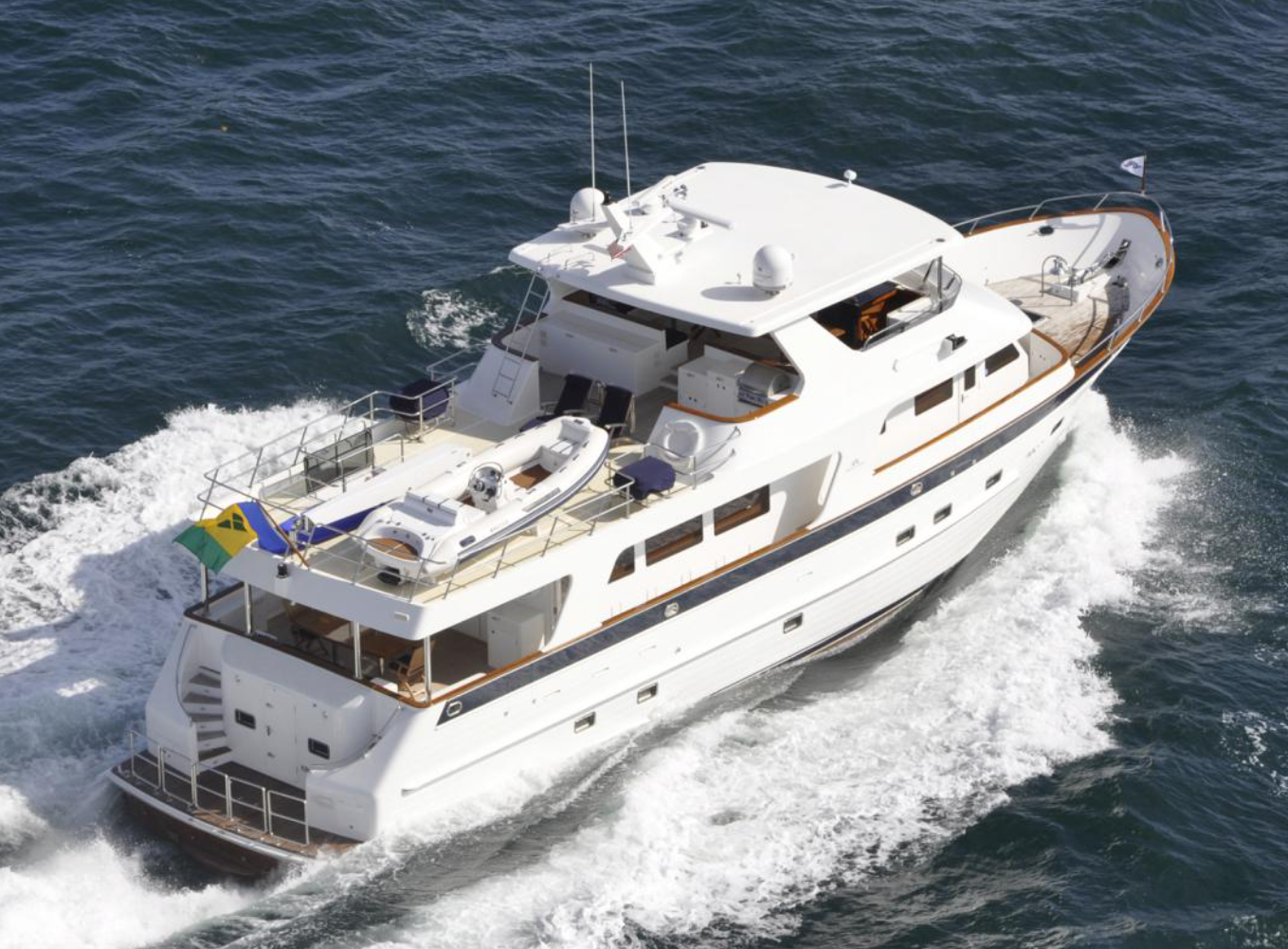Outer Reef 830 Classic MotorYacht: Redefining Luxury Yacht Design ...